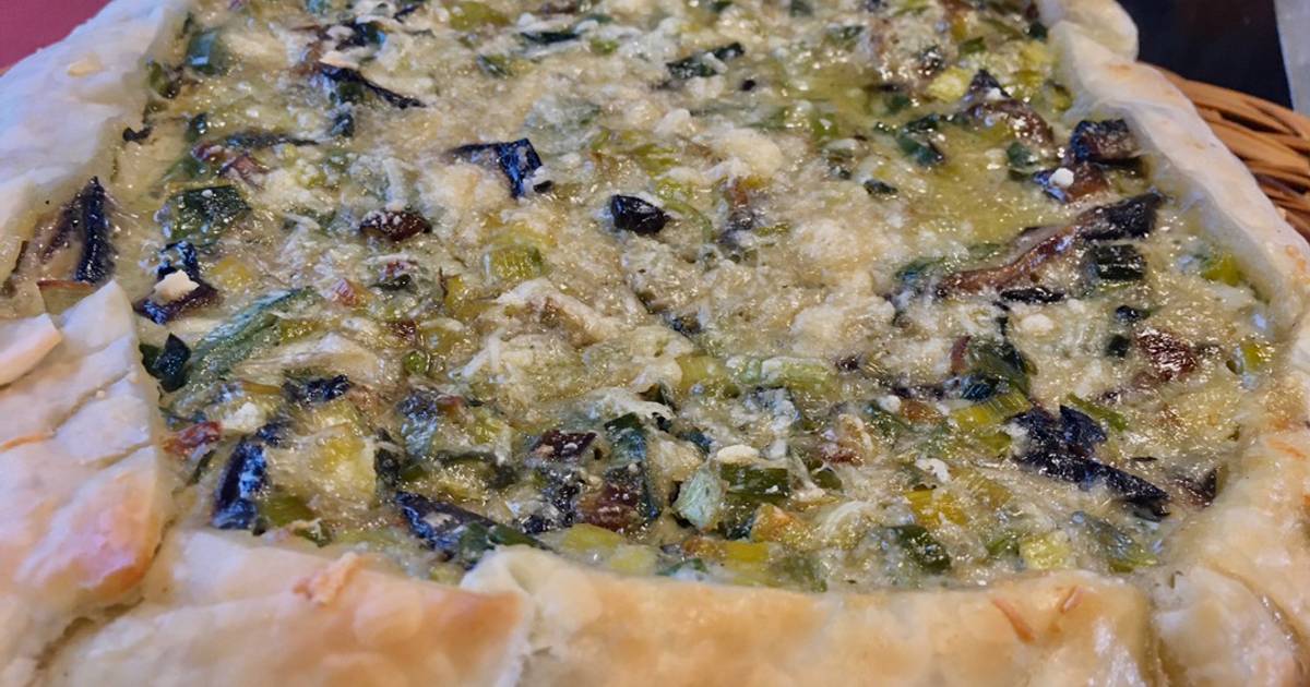 Tarta de puerros y hongos Receta de MaLaRu- Cookpad