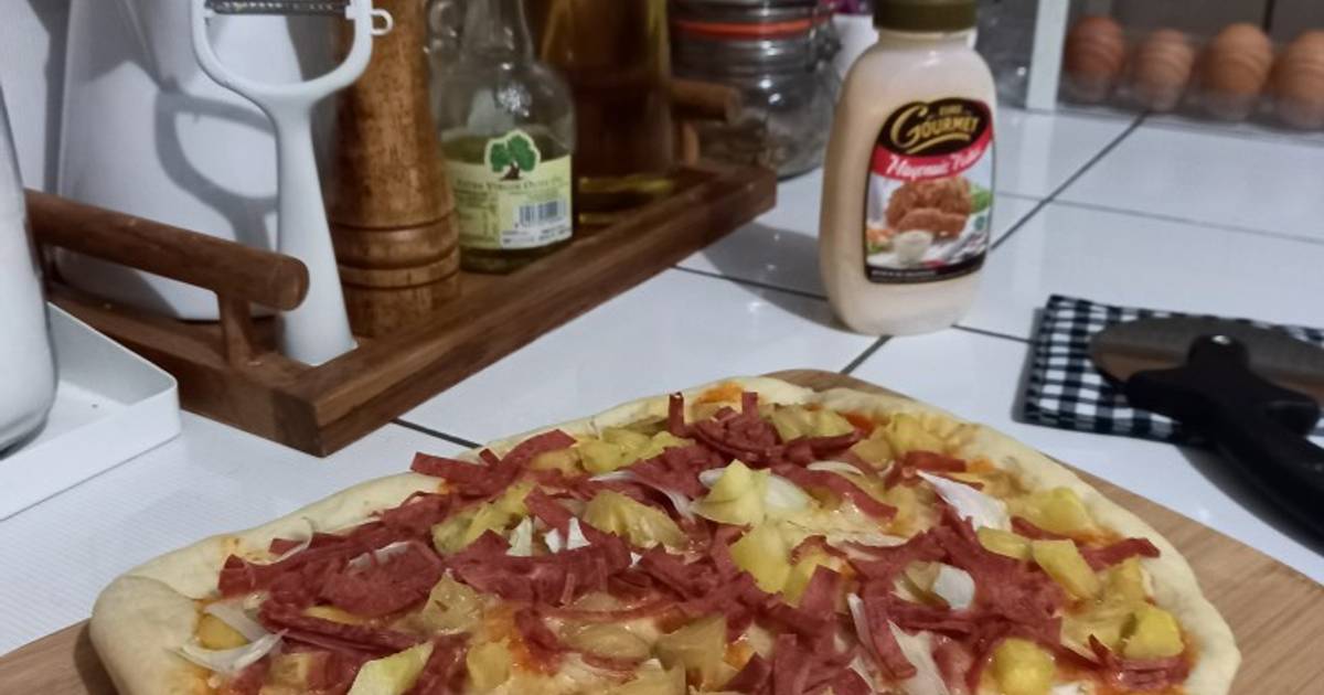 Resep Pizza simple murah mudah oleh intan italia - Cookpad