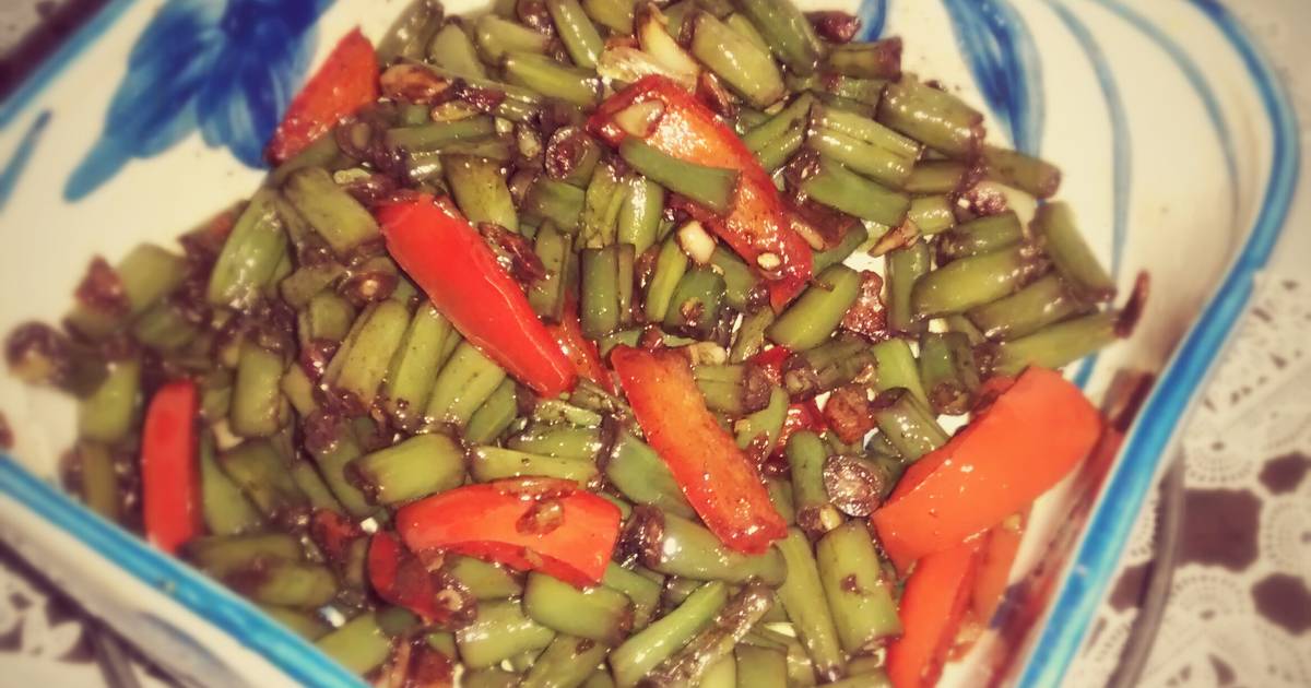 Chinese Beans-Garlic Stir Fry Recipe by Antara S - Cookpad