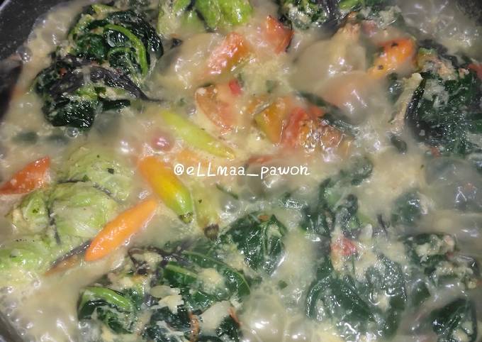 Resep Buntil daun pepaya oleh Ny. Ellmaa Prasetyawan - Cookpad