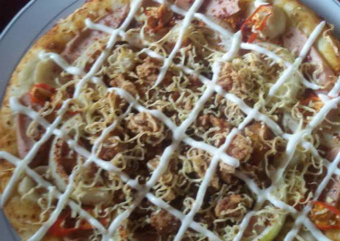Resep Spicy chicken mayo pizza oleh EKA ARISTYANI - Cookpad
