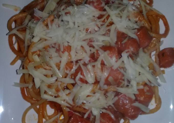 Fideos con tuco😃 Receta de Catalina Madsen- Cookpad