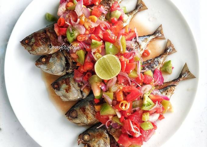 Resep Kembung Bakar Sambal Dabu Dabu Oleh Laily Agustien Ummifaizfaqih