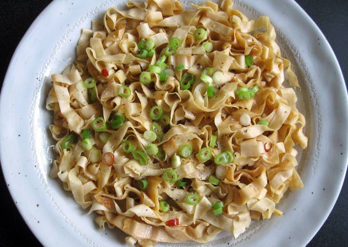 Garlic, Chilli & Soy Sauce Tofu Skin Noodles Recipe by Hiroko Liston ...