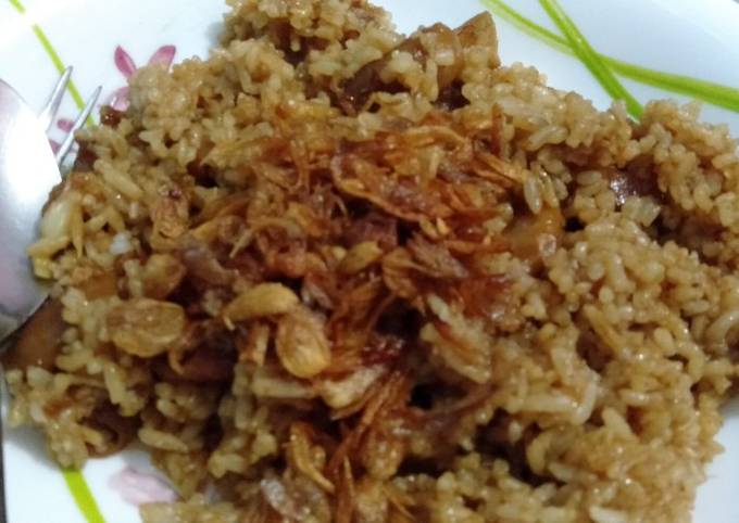 Resep Nasi goreng iso masak rice cooker oleh Eunike Mila - Cookpad