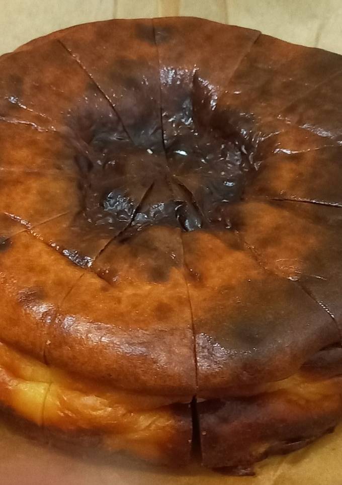 Resep Burnt Cheese Cake oleh Linda Chan - Cookpad