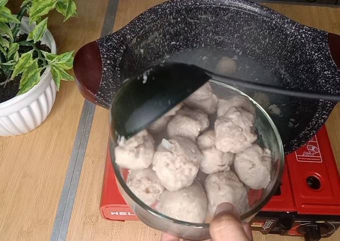 Resep Bakso Sapi Homemade oleh Sri Mutolingatun - Cookpad Resep Bakso Sapi Homemade oleh Sri Mutolingatun - Cookpad