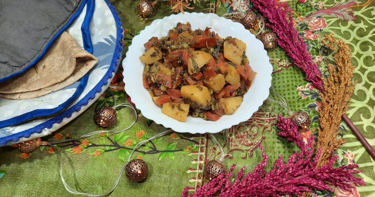 Alu Matar Methi Gajar Ki Bhujia Recipe by Zainab Aftab - Cookpad