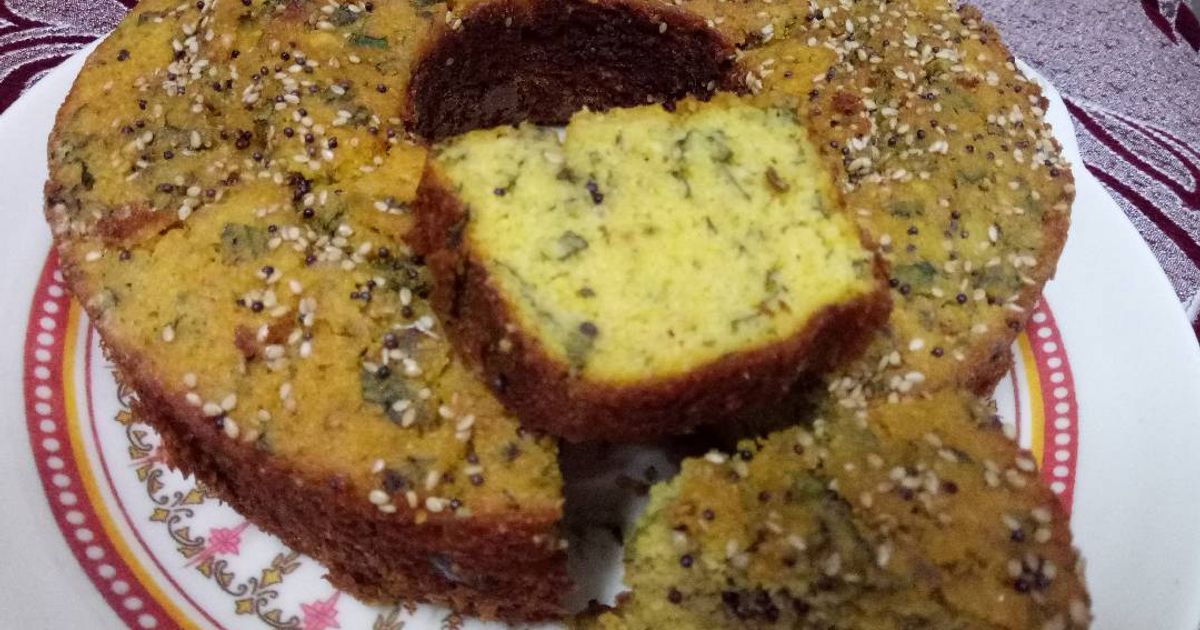 Gujarati Handvo (Multi Grain Savoury Methi Cake) Recipe by Vimmi Bhatia ...