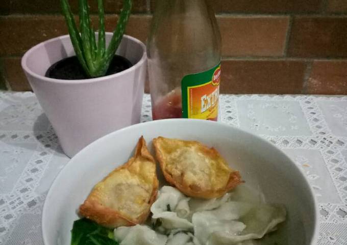 Resep Pangsit Rebus oleh Rachel Landjang - Cookpad