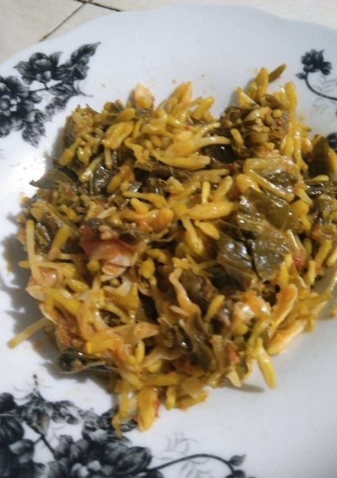 Resep Tumis bunga dan daun pepaya oleh Mama Abzkia - Cookpad