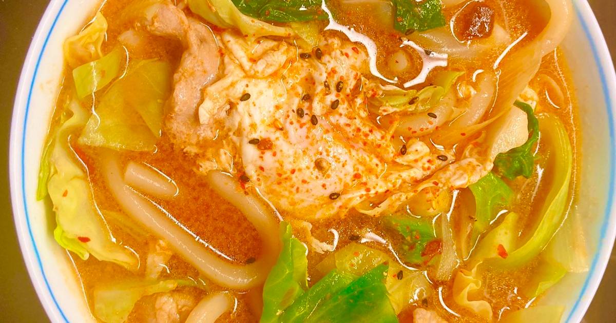 A bit spicy Miso Udon Recipe by Hitomi - Cookpad