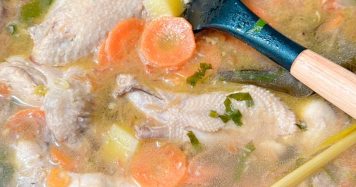 Resep Sup Ayam oleh BIW - Cookpad