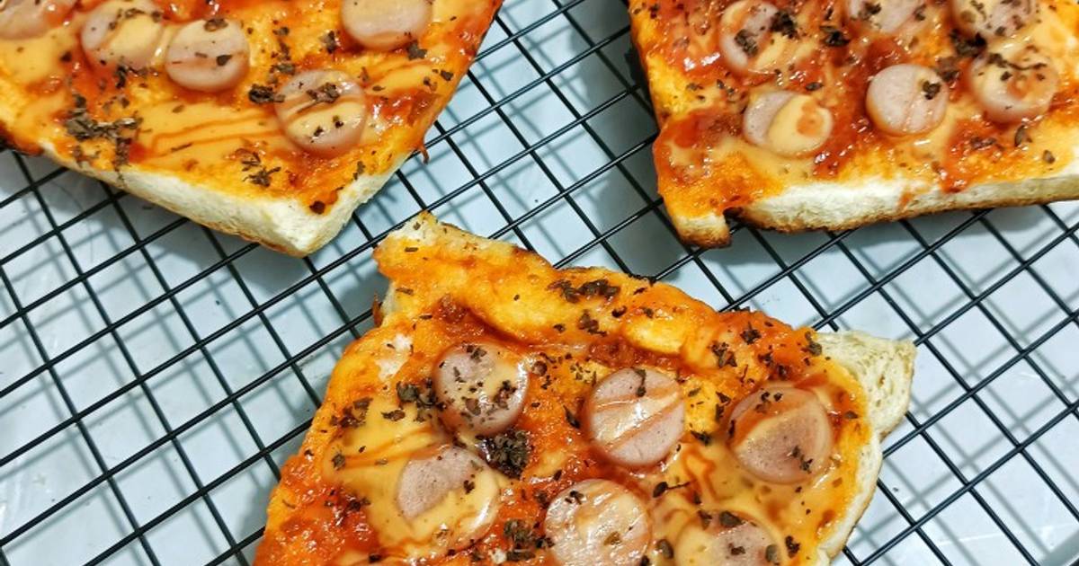 Resep Roti Tawar Pizza 🍕 oleh Azda Mathbakh - Cookpad