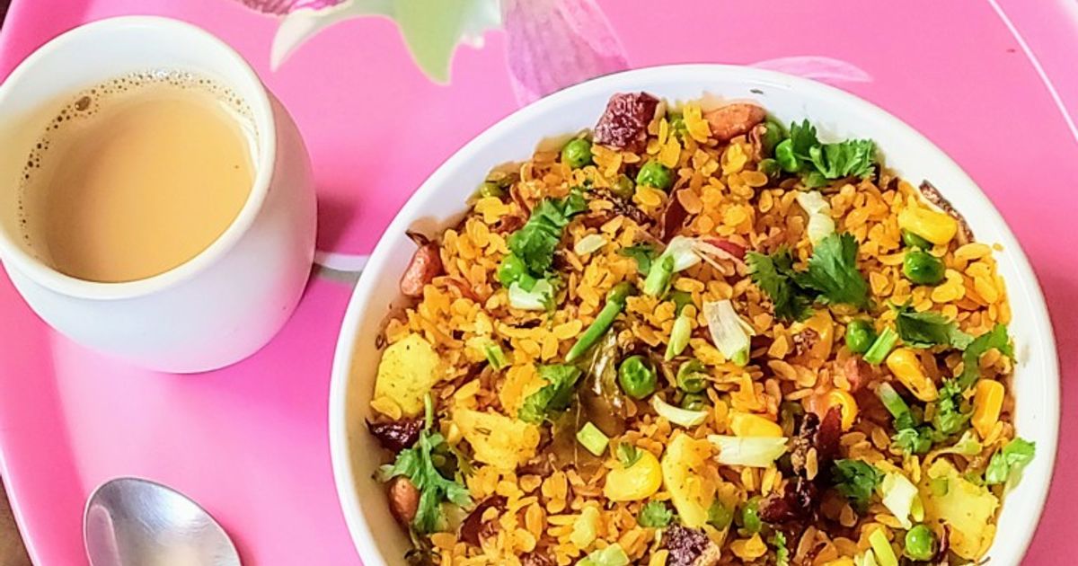 Kanda Pohe Recipe by Dr.Madhumita Mishra - Cookpad