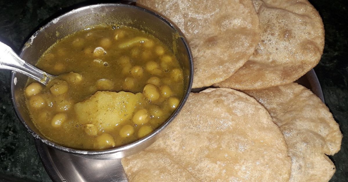 पूरी छोला (Puri Chola Recipe In Hindi) रेसिपी बनाने की विधि in Hindi by ...