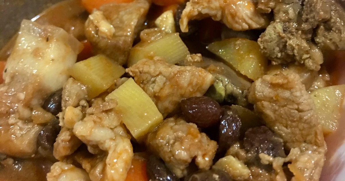 Classic Pork Menudo Recipe By Neeki.Mortee
