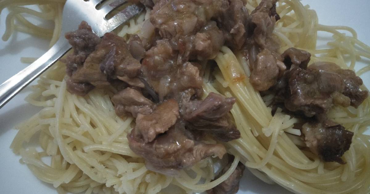 Spaghetti with Mutton stew Recipe by collyxde - Cookpad