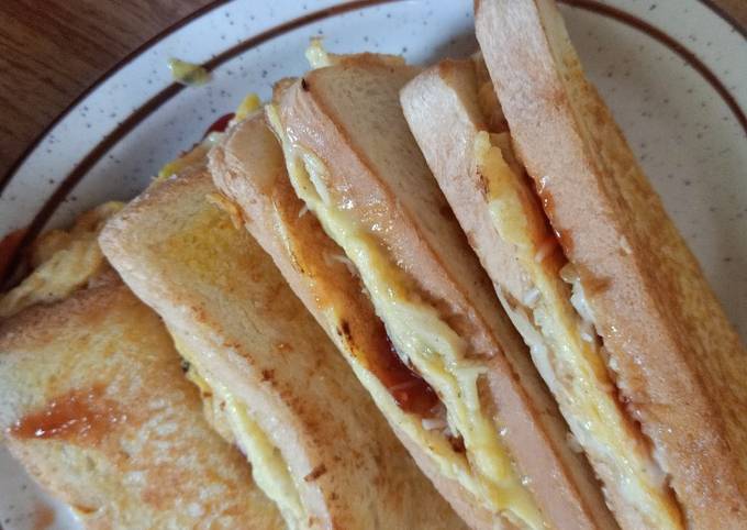 Resep Roti John Sederhana oleh Inezhfera - Cookpad