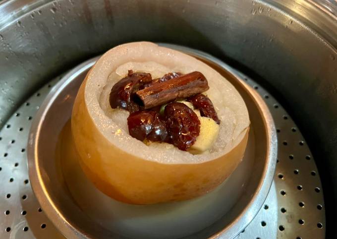 Resep Korean Steam Pear / Baesuk (배숙) oleh TriLim - Cookpad