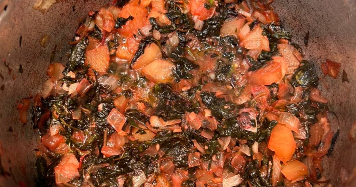 Alu lal saag Recipe by Durreshahwar Khan - Cookpad