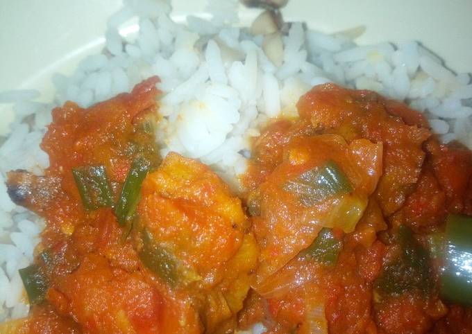 Rice and dried fish stew Recipe by Helen Ochigbo - Cookpad