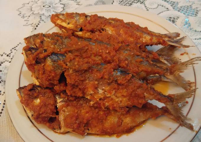 Resep Ikan Saos Sambal oleh Titien - Cookpad