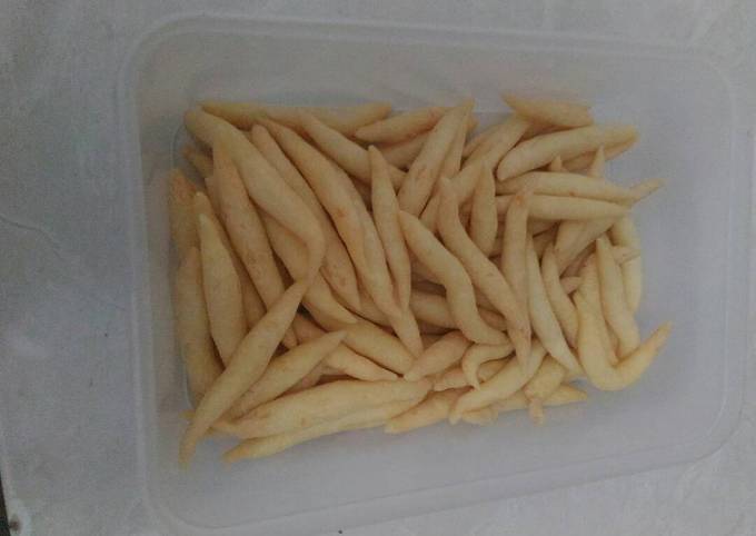 Resep Pilus keju yummy oleh diyah danisa - Cookpad