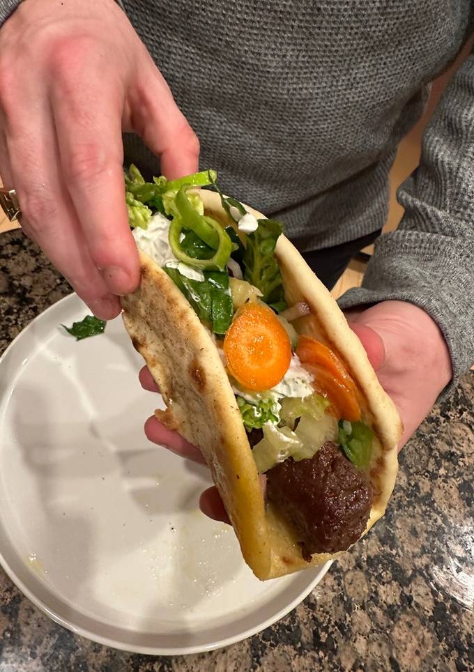 Ćevapi Mediterranean Wraps Recipe by Scott Kane - Cookpad