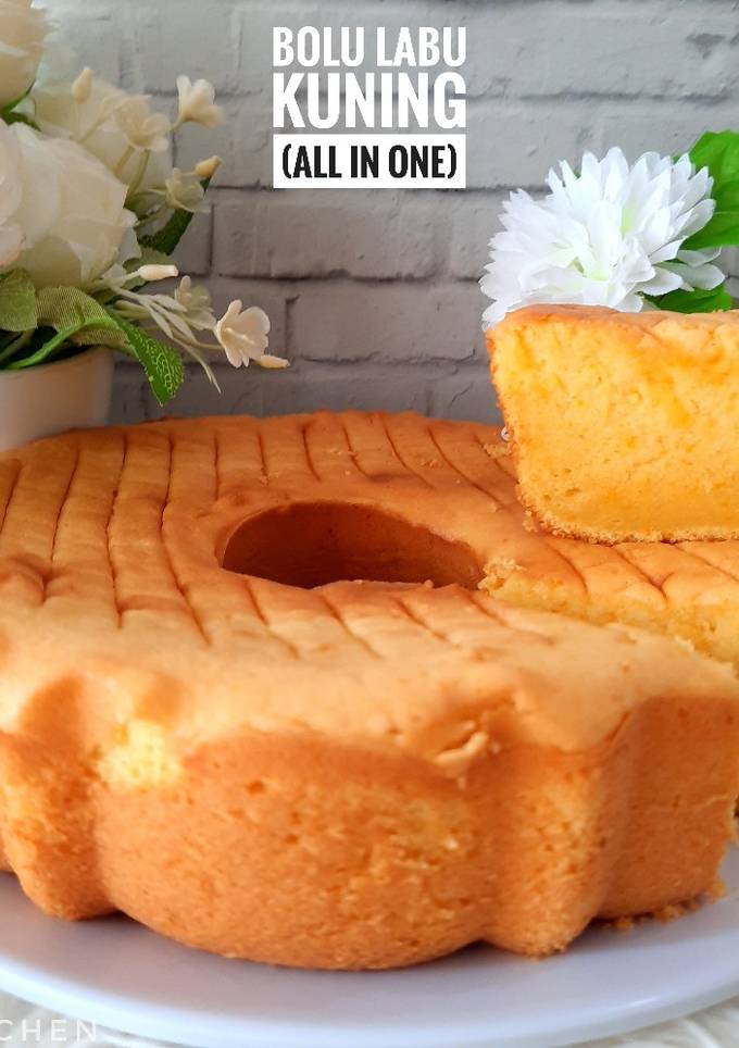 Resep Bolu Labu Kuning (all in one) oleh Minie Nora(MNKitchen) - Cookpad
