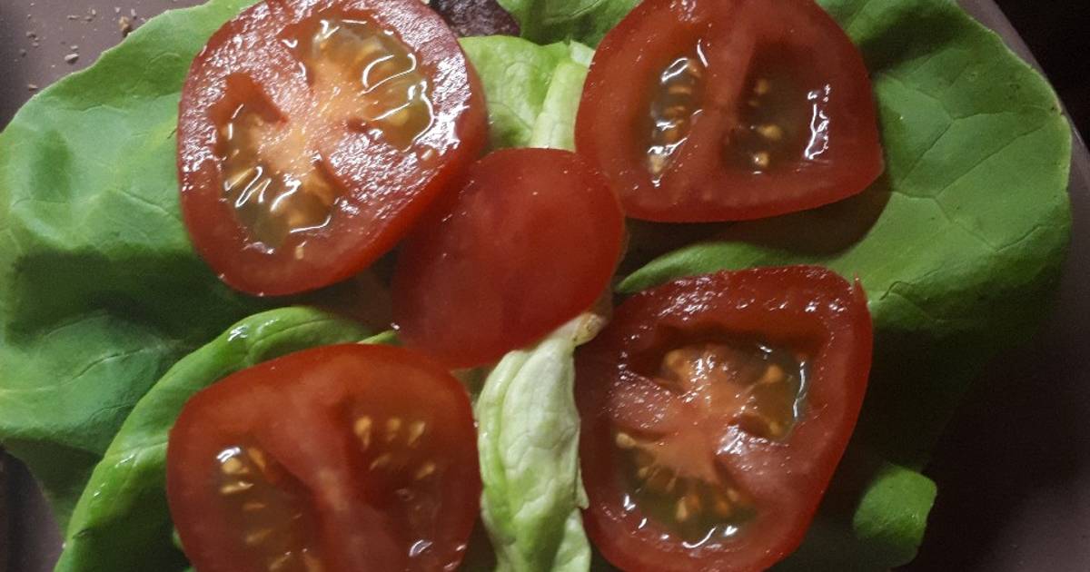 BLT szendvics sajttal és zöldfűszeres vajkrémmel | Dalma receptje - Cookpad receptek