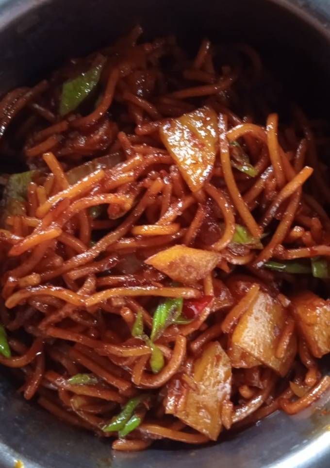 Resipi Mee goreng simple biasa oleh Dapur Ikin - Cookpad