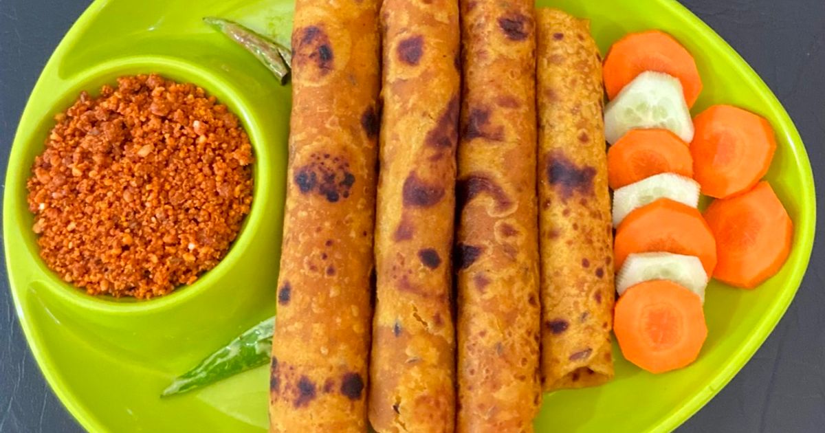 तिखट दशमी (Tikhat Dashmi Recipe In Marathi) रेसिपी Anita Desai द्वारे ...