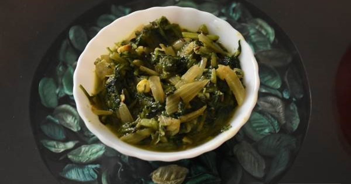 Palak (Spinach) Saag Recipe Recipe by Shubhra Ambuj - Cookpad