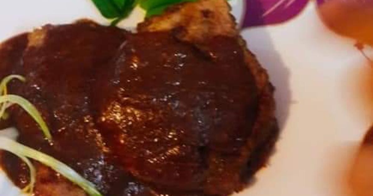 Roast Beef With Coffee Gravy Recipe by Ñôôri Màlîk - Cookpad