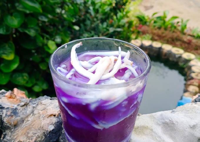 Resep Es Kelapa Muda Sirup Telang oleh Widjie Astuti - Cookpad