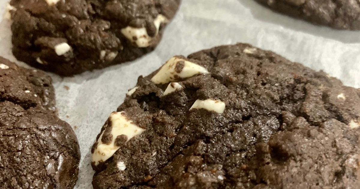 Soft & Chewy Chocolate Cookies Recipe By Diko