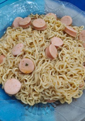 Resep Indomie Hack Goreng Dan Ayam Bawang oleh Key - Cookpad