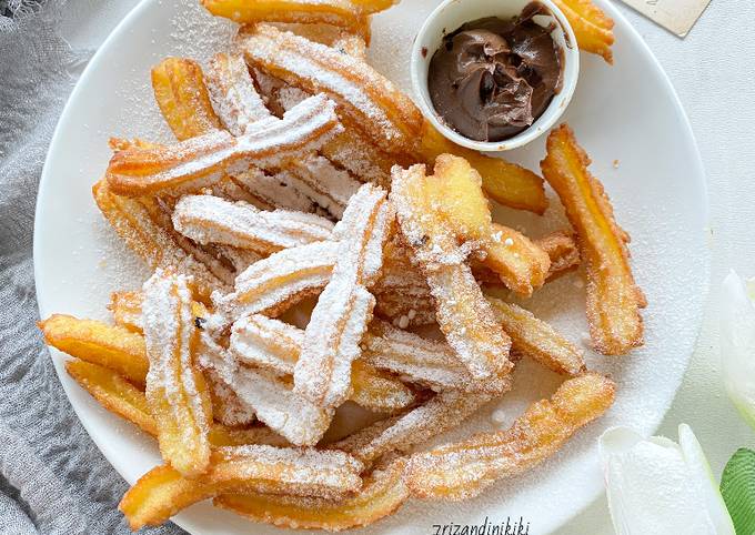 Resep Churros oleh Kiki Rizqi Andini - Cookpad