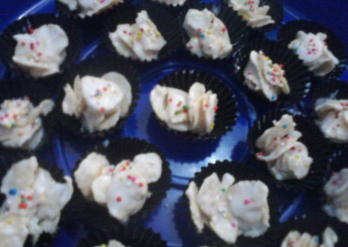 Resep Cornflakes white chocolate oleh Nurul Hdy - Cookpad