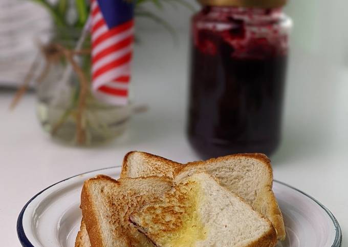 Resipi Roti Bakar Dan Jem oleh Nur Nadiah - Cookpad