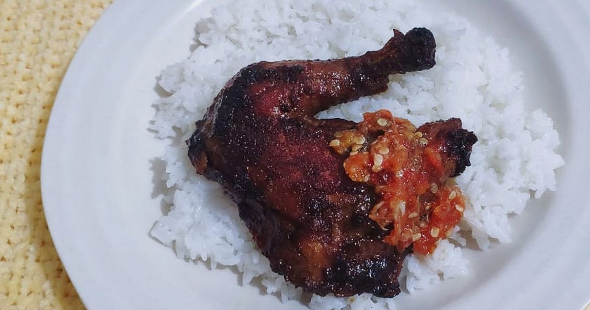 Resep Ayam Bakar Si Hitam Manis oleh winda - Cookpad