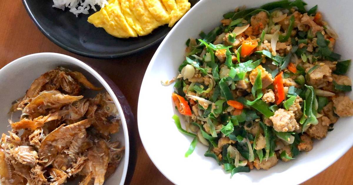 Resep Oseng Oncom Daun Kencur oleh Fetrie Bestiarini - Cookpad