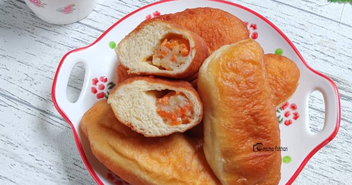 Resep Panada isi rogout sayuran oleh Mama fathan - Cookpad