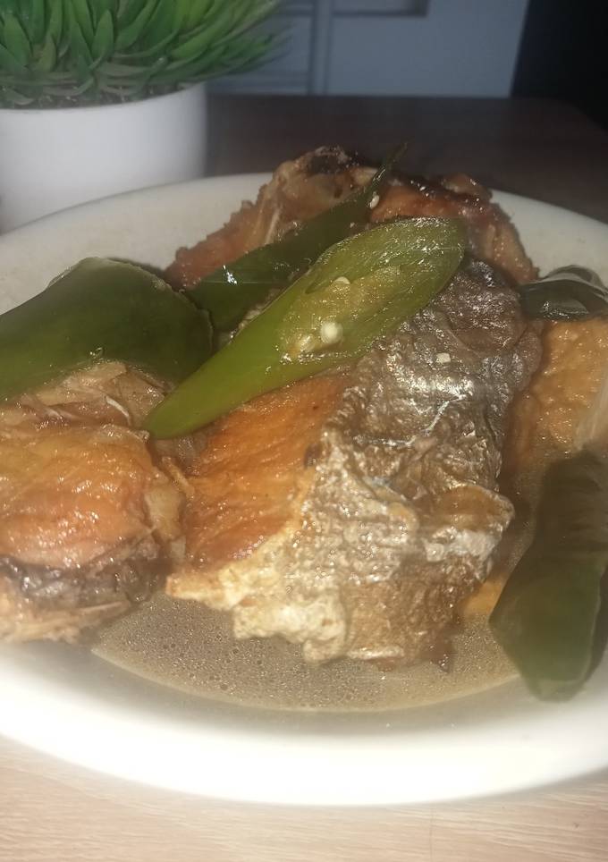 Resep Manyung Masak Kecap Lombok Ijo oleh Ery Wardoyo - Cookpad