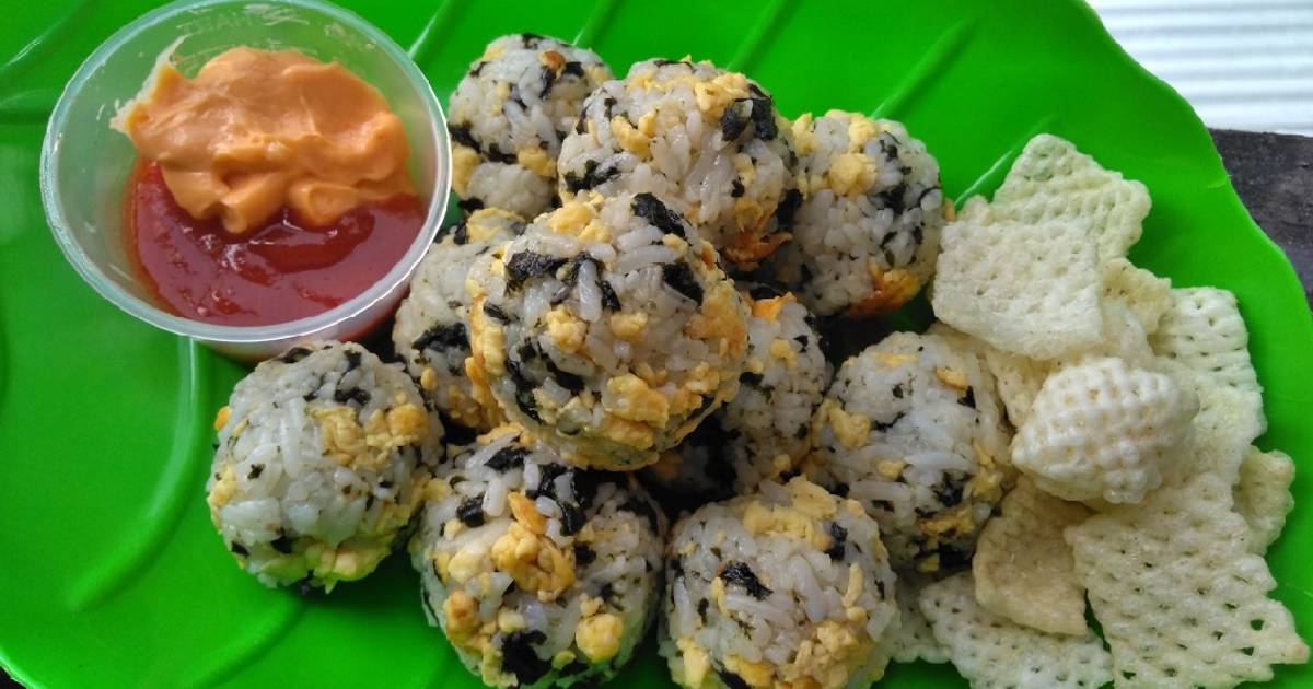 Resep Rice Balls (ide bekal sederhana) oleh Intan Purnama Sari - Cookpad