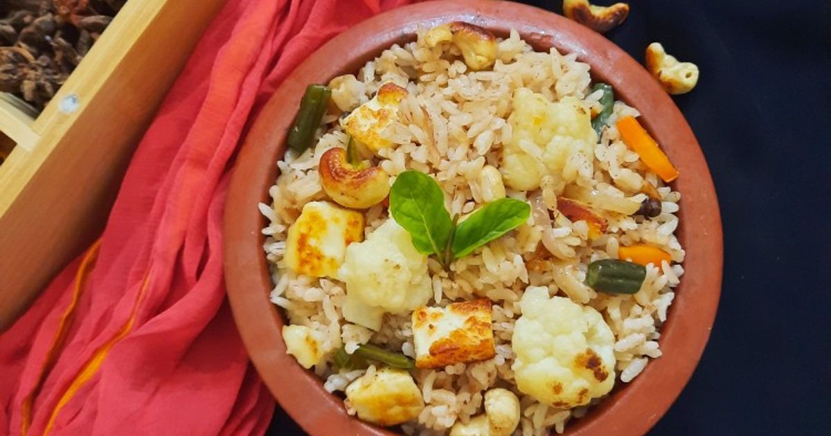 Red Rice Vegetable Pulao Recipe by Sabrina Yasmin - Cookpad
