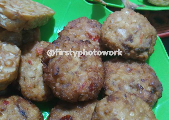 Resep Perkedel Kluwek Muda oleh First's Kitchen - Cookpad