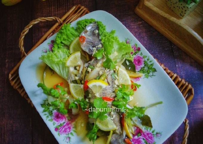 Resipi Ikan Siakap Steam Thai (Guna kuali jer) oleh Norashikin Rahmat ...
