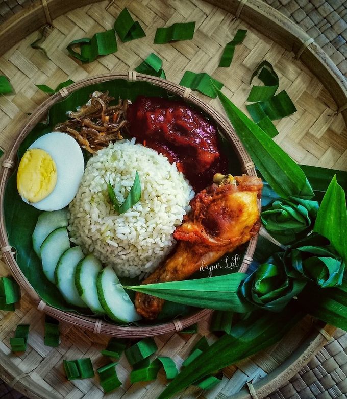 Nasi Lemak Ayam Madu